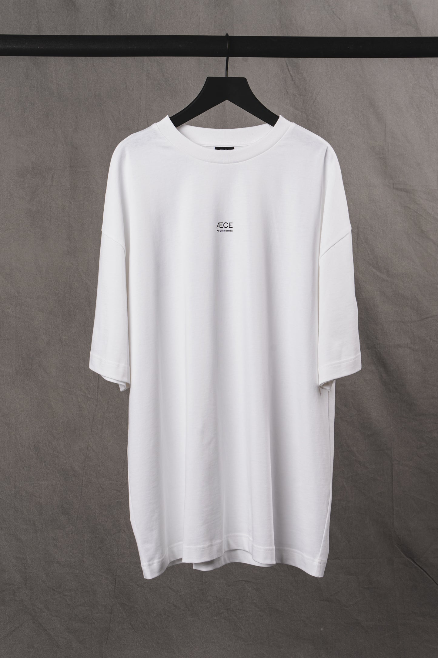 Signature T-Shirt White – ÆCE Official